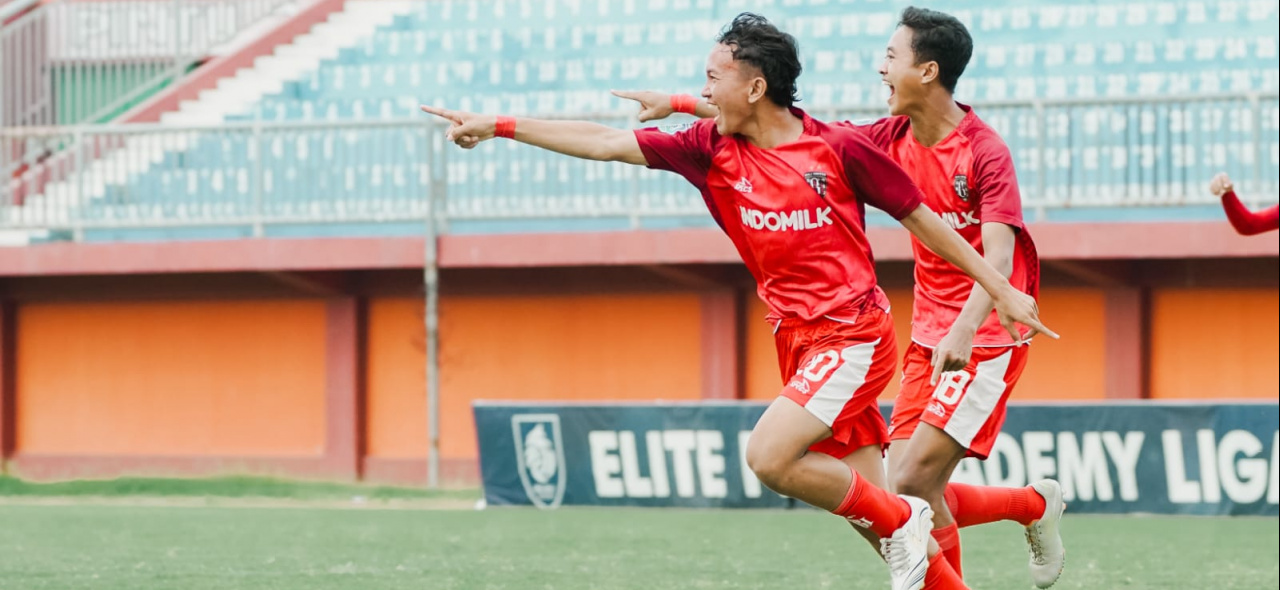 RAIH KEMENANGAN BESAR ATAS TUAN RUMAH MADURA UNITED U16, BALI UNITED U16 BERPELUANG LOLOS 8 ...