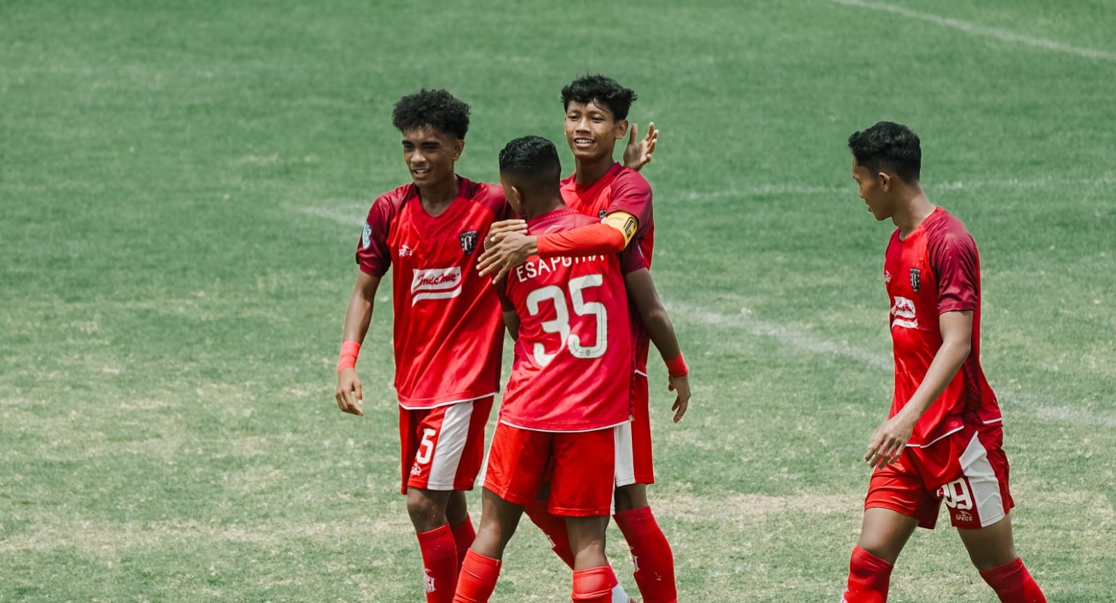 PASCA LAGA TANDANG DI MADURA UNITED U18 DAN DIPASTIKAN LOLOS 8 BESAR, BALI UNITED U18 INGIN ...